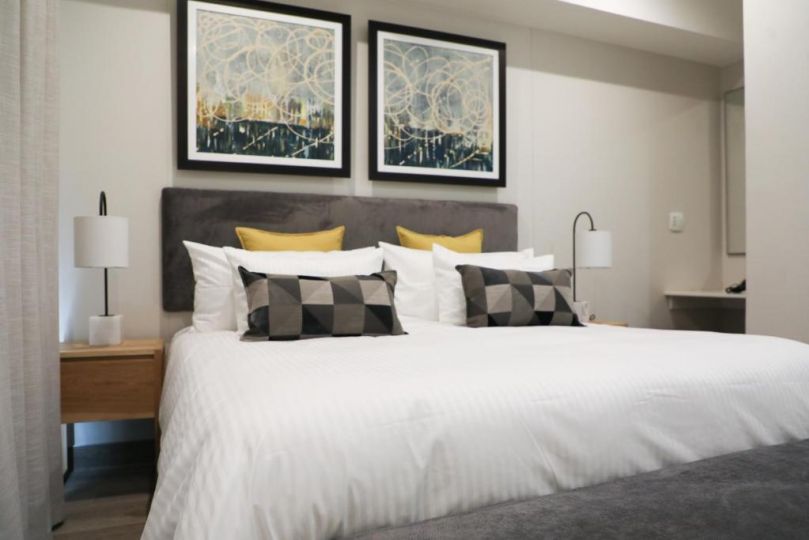 The Regency Apartment Hotel Menlyn Hotel, Pretoria The Regency Apartment Hotel Menlyn Hotel, Pretoria